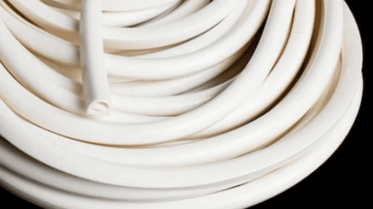 Viton™ vs FKM Rubber: Differences, Properties & Applications